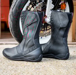 Accessoires de Moto de Qualité Supérieure | RAD Bruxelles - Nivelles